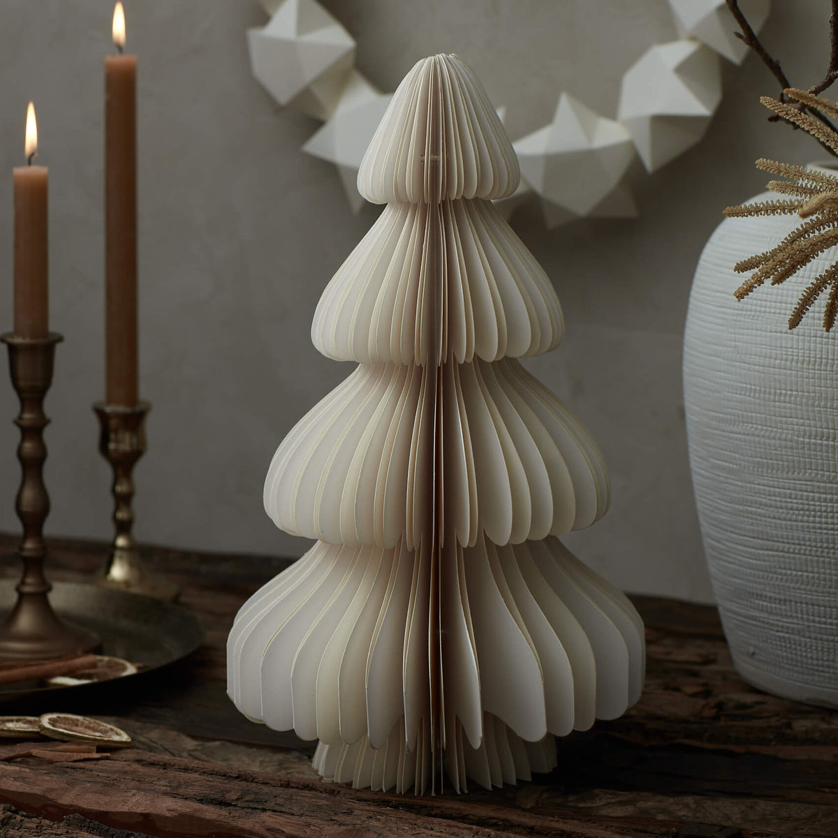 White Paper Tree Medium – Layered Lounge