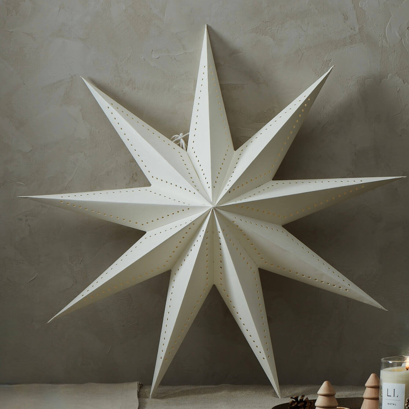 Antique White Detailed Paper Star